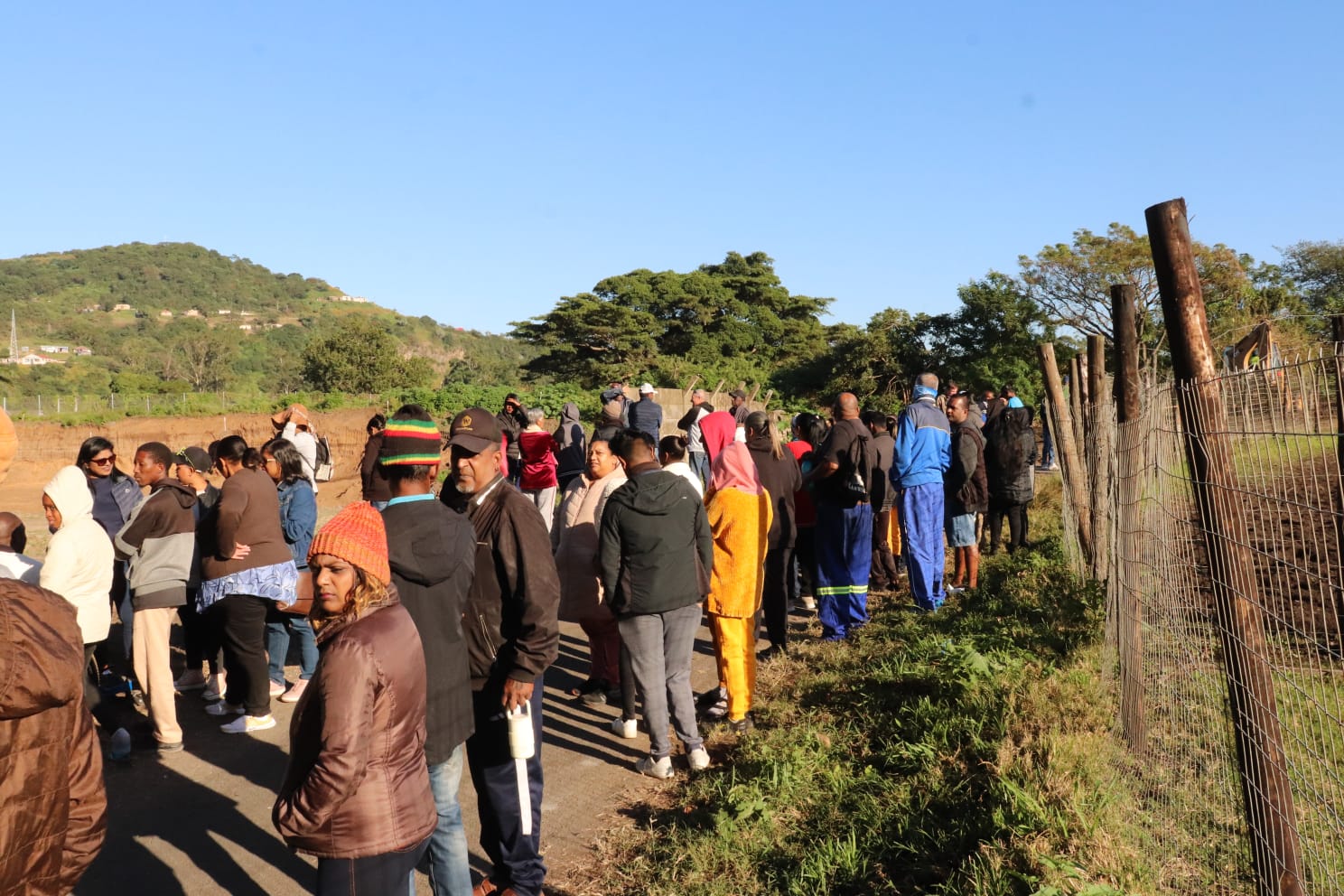 Uvalo kumphakathi waseLovu kulethwa amaphara esedolobheni - Purpose ...